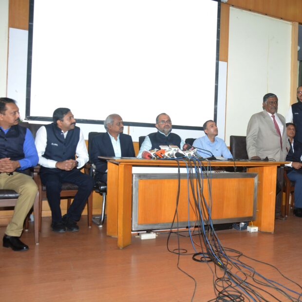 Global Logistics Solutions India launches Feeder Service HOPE SEVEN ...