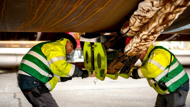 Fastro Lifting System Nominated for Heavy Lift Awards - India Shipping News