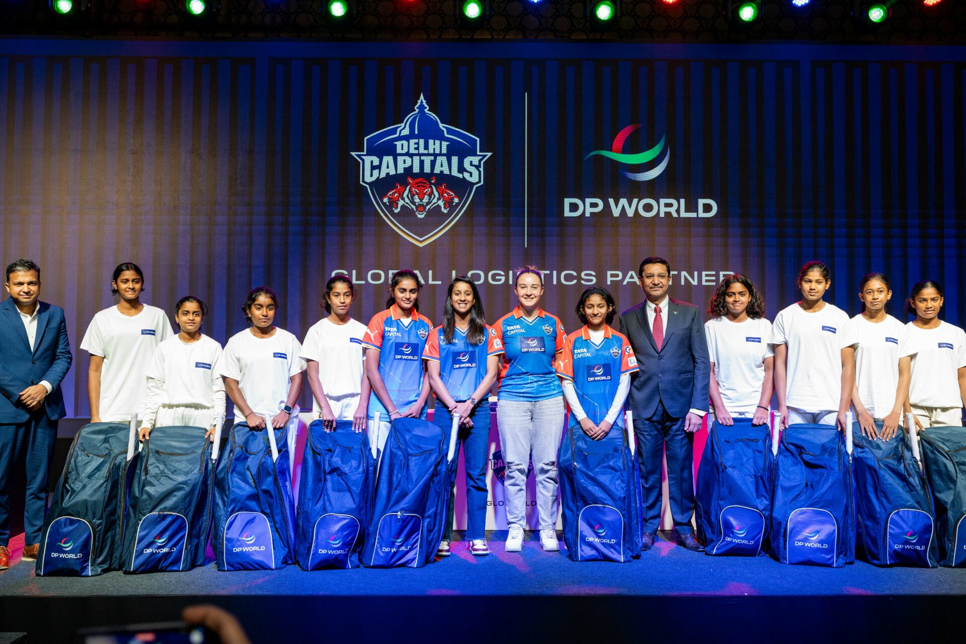 DP World signs agreement as Title Partner of Delhi Capitals Women's Team - India Shipping News