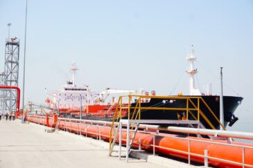 JNPA celebrates historic milestone, marks safe arrival of M.T. Bharat ...