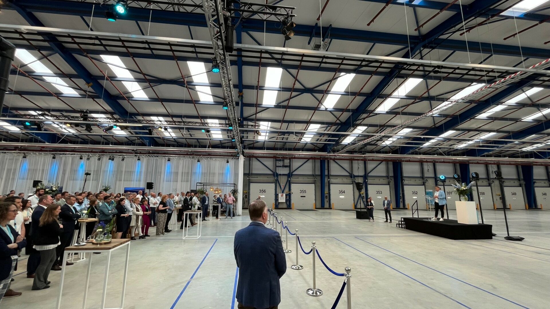 Maersk speeds up supply chains in Europe with new Cross Dock facility ...