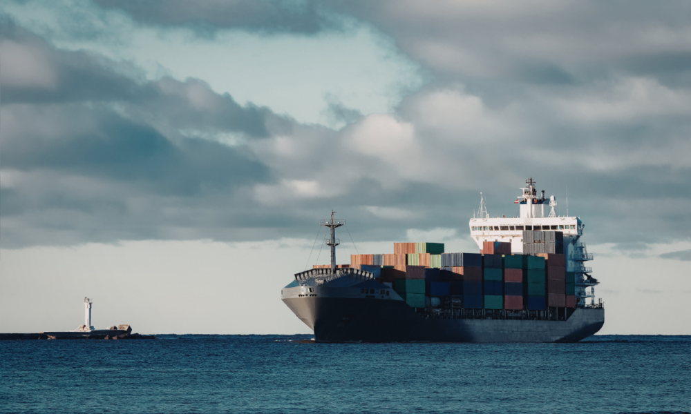Geopolitics boost freight rates but pose challenges to shipowners ...