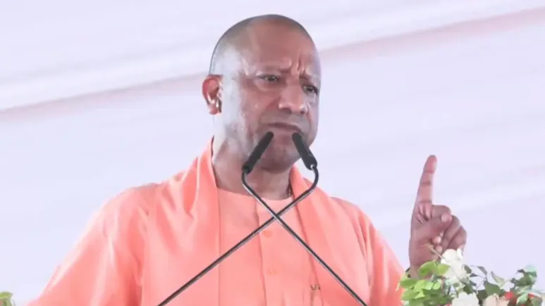 UP exports breach Rs 2 lakh crore mark, strengthens Yogi Govt's $1 ...